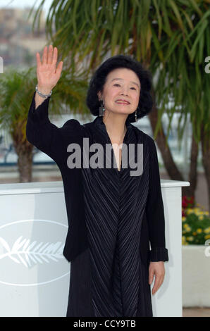 Actress Yun Jung Hee attends the "Poetry" Photocall at the Palais des ...