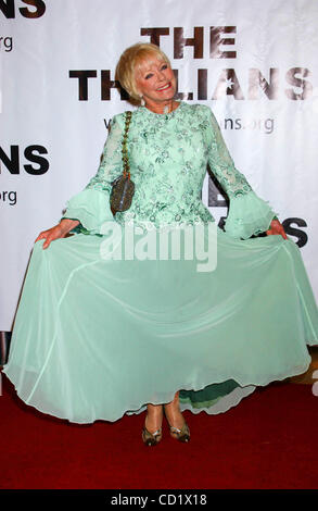 Nov 02, 2008 - Beverly Hills, California, USA - CLORIS LEACHMAN at the ...