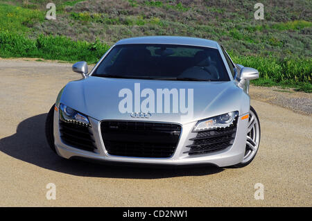 2008 Audi R8 right side beauty portrait Stock Photo - Alamy