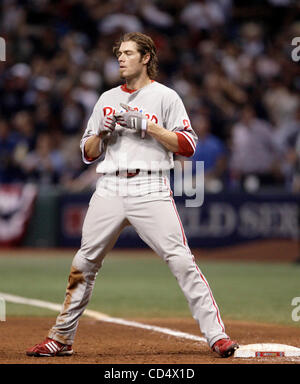 Tampa Bay Rays first base Yandy Díaz (2) talks to home plate umpire ...