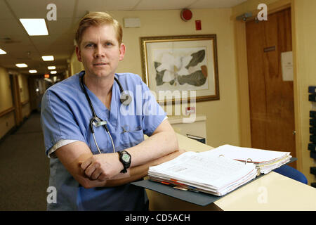 Mar 06, 2008 - Connecticut, USA - TED MAHER is an ex-Green Beret who served 7 1/2 years in a ...