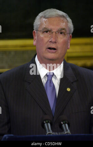 EPA Administrator Stephen Johnson speaking. Mayor Michael Bloomberg, U ...
