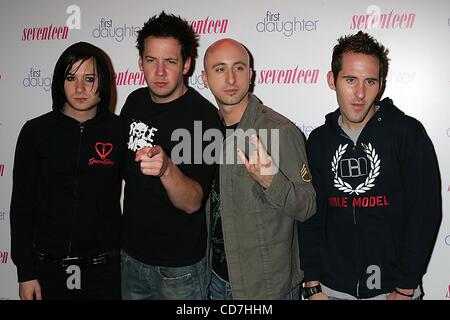 Sept. 22, 2004 - New York, New York, U.S. - K39586JKRON.ABC NEWS HONORS ...