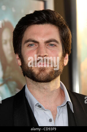 HOLLYWOOD - JUNE 17: Actor Wes Bentley arrives at the "Jonah Hex" Los ...