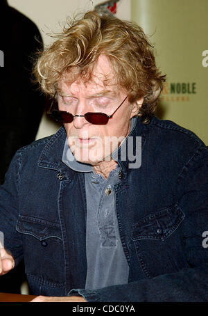 K36889AR.DON IMUS AND WIFE DEIDRE SIGN'S COPIES OF ''THE IMUS RANCH ...