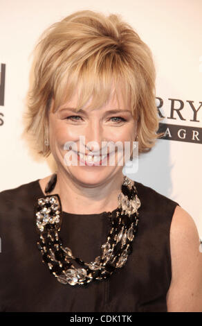 Cosmopolitan Editor-in Chief Kate White Cosmopolitan Magazine's Fun ...