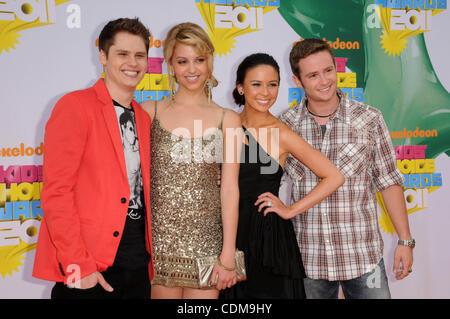 THE TROOP NICKELODEON'S 24TH ANNUAL KIDS CHOICE AWARDS DOWNTOWN LOS ...