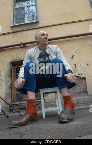 The highest basketball player in the history of basketball needs help. September 27,2004. St ...