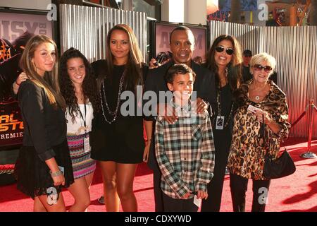 Sugar Ray Leonard and family Los Angeles Premiere Of 'Standing Ovation ...