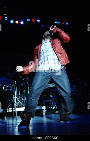 Sep. 17, 2011 - Portsmouth, Virginia, U.S. - R&B singer AVANT performs ...