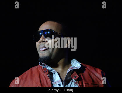 Sep. 17, 2011 - Portsmouth, Virginia, U.S. - R&B singer AVANT performs ...