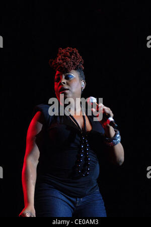 Sep. 17, 2011 - Portsmouth, Virginia, U.S. - R&B singer AVANT performs ...