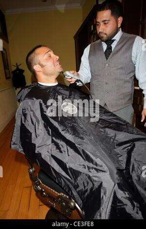 Nick Swisher New York Yankees outfielder getting his beard shaved at ...