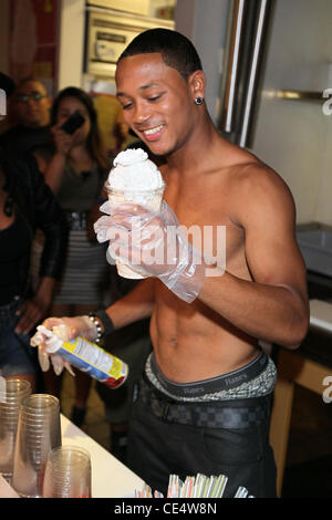 Romeo aka Percy Romeo Miller, Jr. Romeo celebrates his 21st birthday by ...