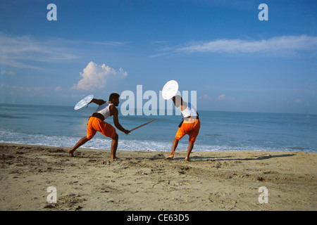 Indian Traditional Martial Arts Kalaripayattu Stock Photo - Alamy