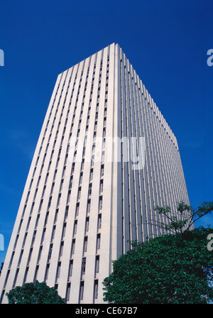State Bank Bhavan ; Madam Cama road ; Nariman Point ; Bombay ; Mumbai ...