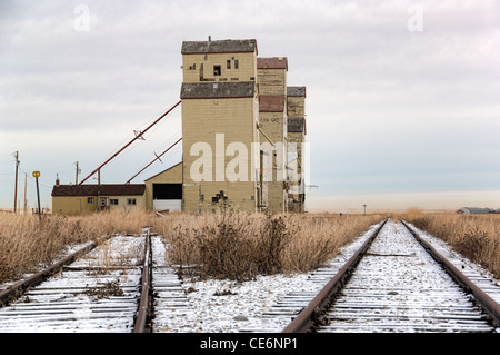 Mossleigh Alberta. Canada, Three old grain elevators, very photogenic ...