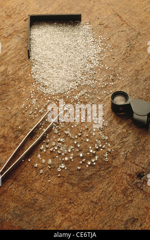 Diamond grading and sorting india Stock Photo - Alamy