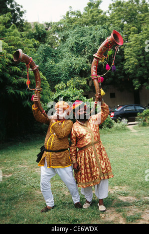 Rajasthani Folk Musicians - Jaipur, Rajasthan, India Stock Photo - Alamy
