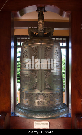 Ceremonial Bell Trúc Lâm Temple Dalat Stock Photo - Alamy
