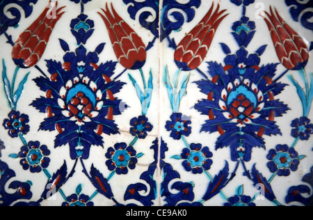Iznik tiles with tulip design, Rustem Pasa Mosque, Eminonu, Istanbul ...