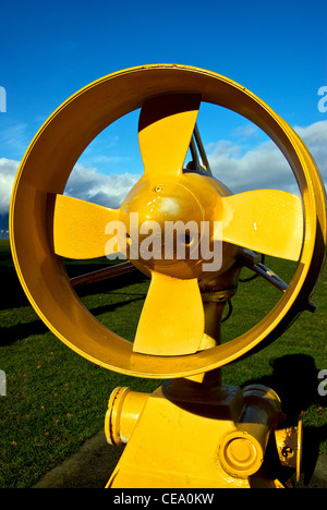 Submarine with propeller drive Stock Photo - Alamy