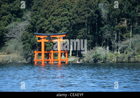 Red torii gate to Moto Hakone shrine, Hakone, Japan Stock Photo - Alamy