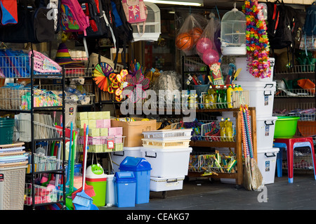 Street scene, Footscray melbourne victoria australia Stock Photo - Alamy