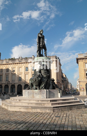 Statue of Louis XV in Place Royale, Reims, Champagne, France Stock ...