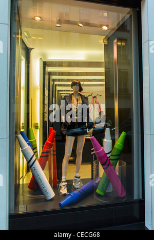 A window display of the Chanel fashion shop on Sloane Street, London ...