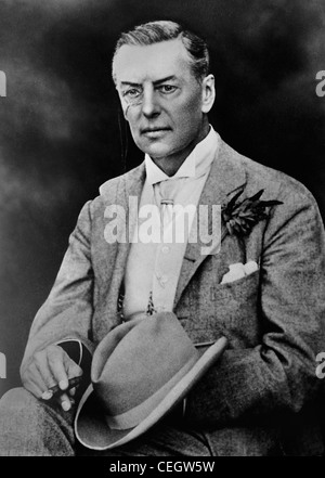Vintage portrait photo circa 1914 of British politician Herbert Henry ...