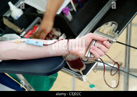 arm blood donor when donating blood in hospital bed Stock Photo ...