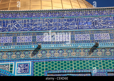 Dome Rock oldest Islamic monument standing Muslim shrine built sacred ...