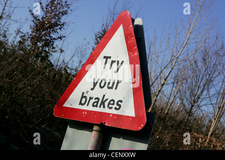 uk road sign ford Stock Photo - Alamy