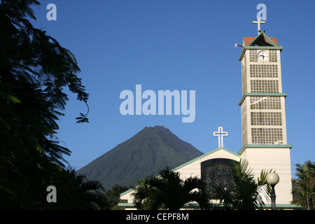 Church in La Fortuna with Volcan Arenal in distance, Guanacaste, Costa ...
