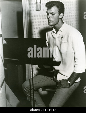 TOMMY ROE - US pop singer in 1963 Stock Photo - Alamy