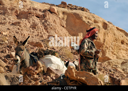 Arab Bedouin desert nomad Stock Photo - Alamy