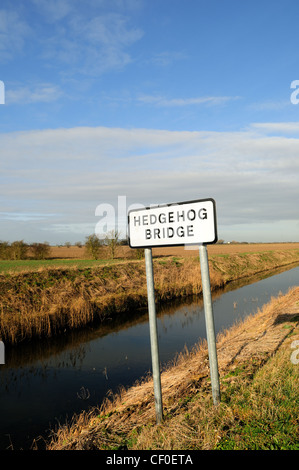 Hedgehog Bridge Village Sign .North Forty foot Bank Drain Stock Photo ...