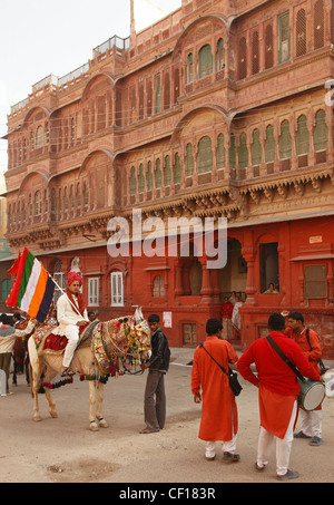 India, Rajasthan, Bikaner, Old City, street scene, traditional ...