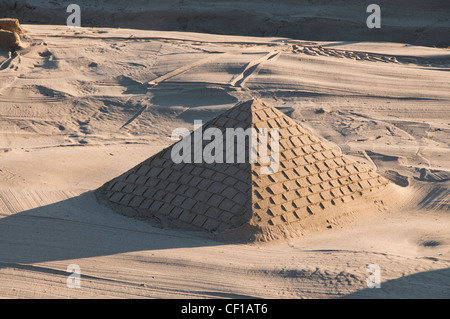castle sculpture sand pyramid Stock Photo - Alamy