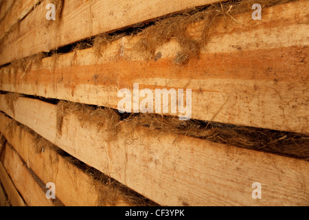 Wood Chink Wall Stock Photo - Alamy