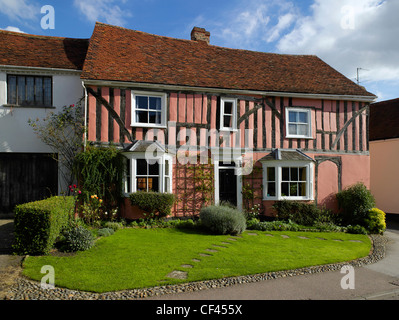 Old Cordwainers cottage pink timbered Tudor house front in medieval ...