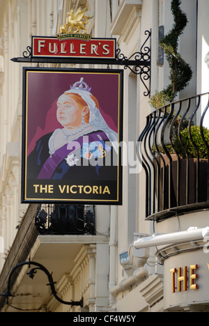England, London, The Victoria Pub Sign Stock Photo - Alamy