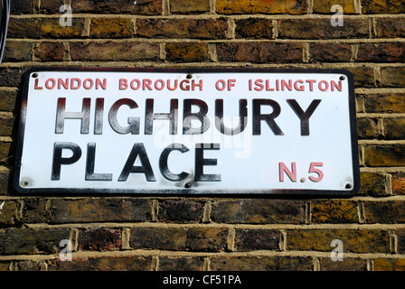 Highbury Place street sign, Highbury, London, England Stock Photo - Alamy