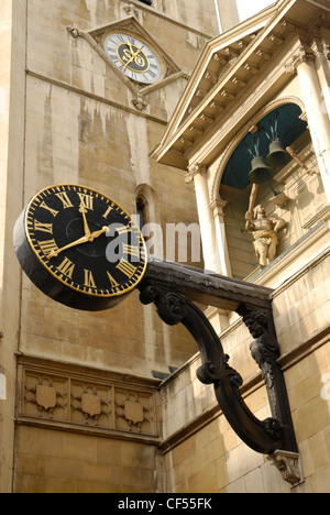 Church clock outside St Dunstan-in-the-West, Fleet Street, London, UK ...