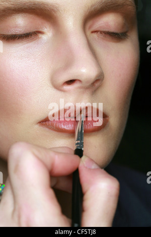 Alessandro Dell'Acqua Backstage Milan Autumn Winter Dark grey eyeshadow ...