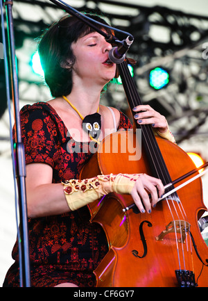 Helen Gillet and friends playing at Voodoo Festival 2010 in New Orleans ...