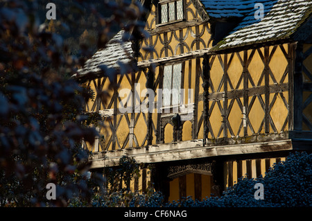 Picturesque winter snow scene of the Elizabethan manor house at Siston ...