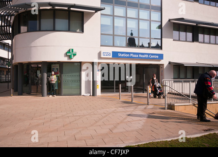 NHS medical walk in centre in Swindon with police station and town ...