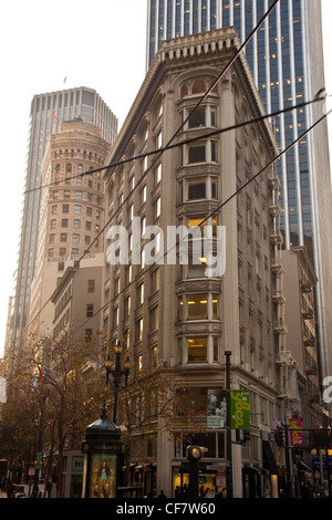 Hobart Building on Market Street next to 44 Montgomery in downtown San ...